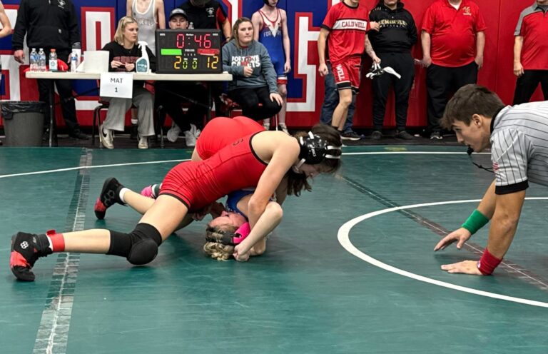Girls Wrestling Report: Roosevelt’s Edwards quickly makes up for lost ...